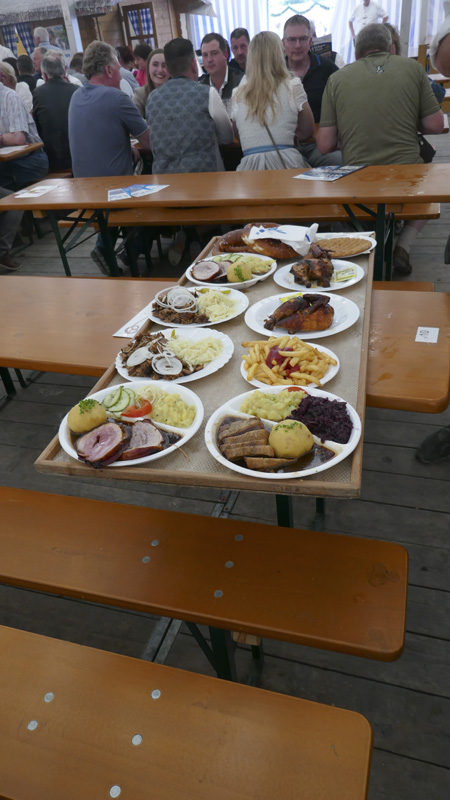 Tag der Behörden mit Brillant-Höhenfeuerwerk - Volksfest Velden